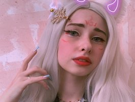 Model ari-kitty-cat profile page and info - BongaCams